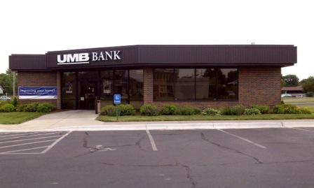 Open a Free Checking Account at UMB Bank 5923 SW 29th St Topeka, KS 66614